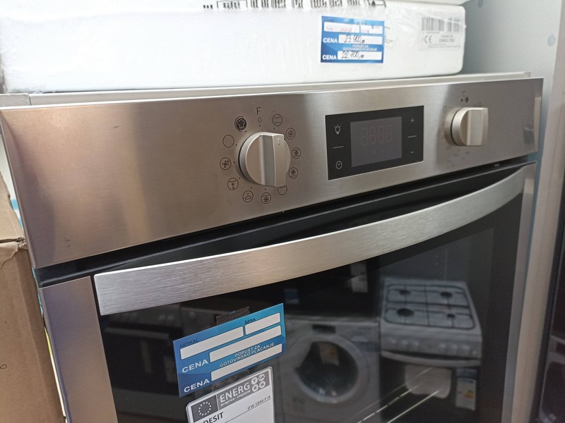 Ugradna rerna Indesit IFW 5844 P IX, 71L, | OUTLET BELE TEHNIKE