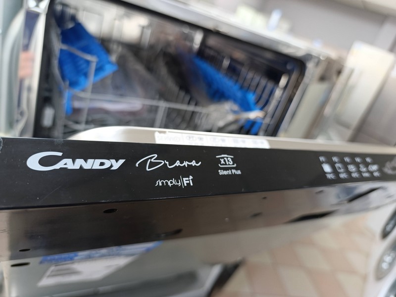 Ugradna Sudo mašina Candy CELDIN 2L360PB, 13 kompleta, | OUTLET BELE TEHNIKE