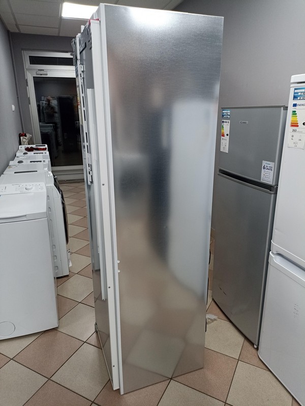 Ugradni Zamrzivač Bosch GIN81AEF0 , 177 cm., | OUTLET BELE TEHNIKE